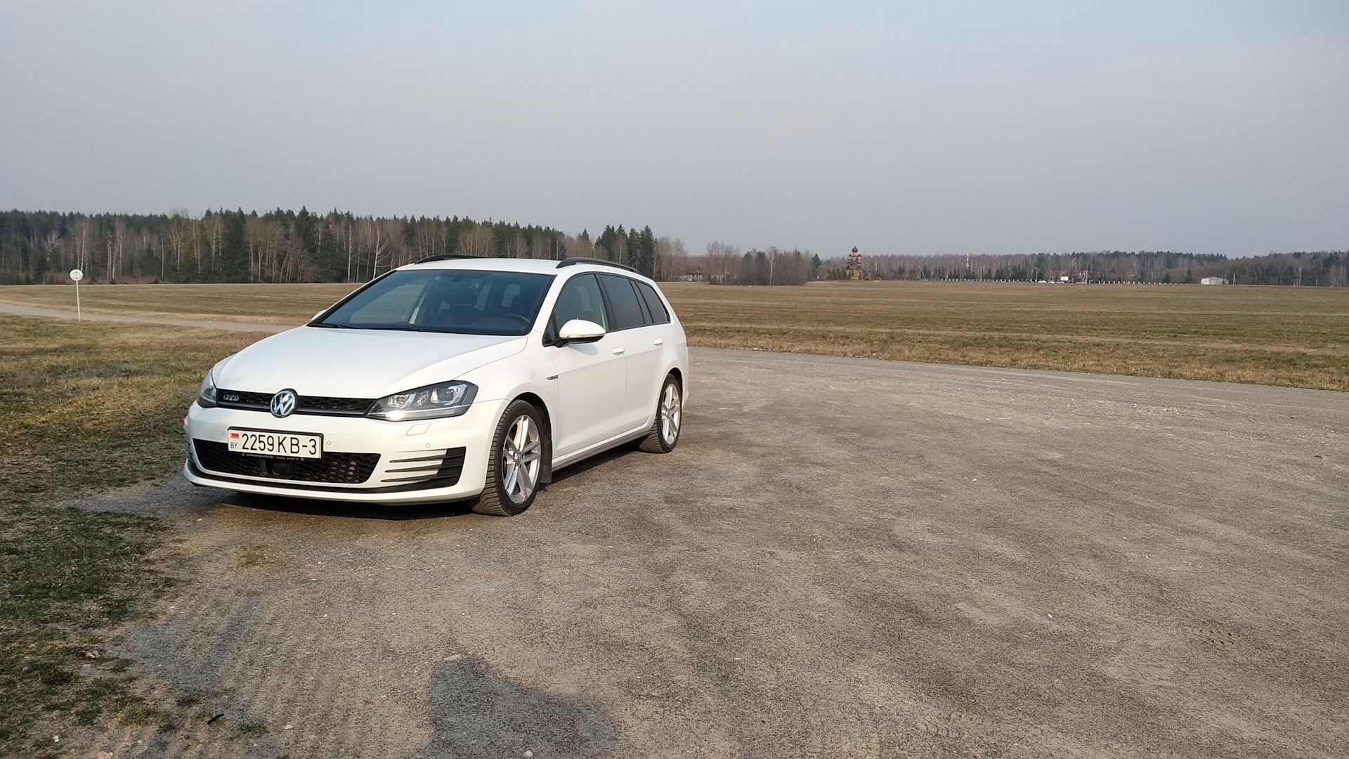 Поездка загород и расход — Volkswagen Golf Variant (Mk7), 2 л, 2016 ...