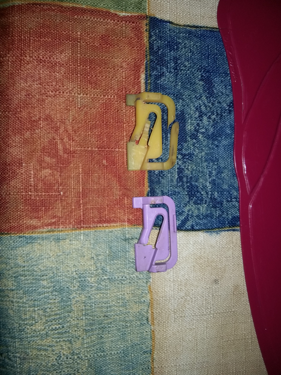 Замена клипс молдинга лобового стекла) — Mitsubishi Lancer IX, 1,6 л ...