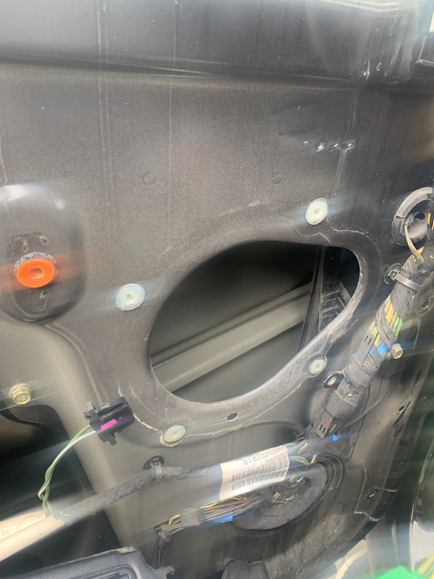 Замена ограничителя двери — Land Rover Range Rover Sport (1G), 4,2 л ...