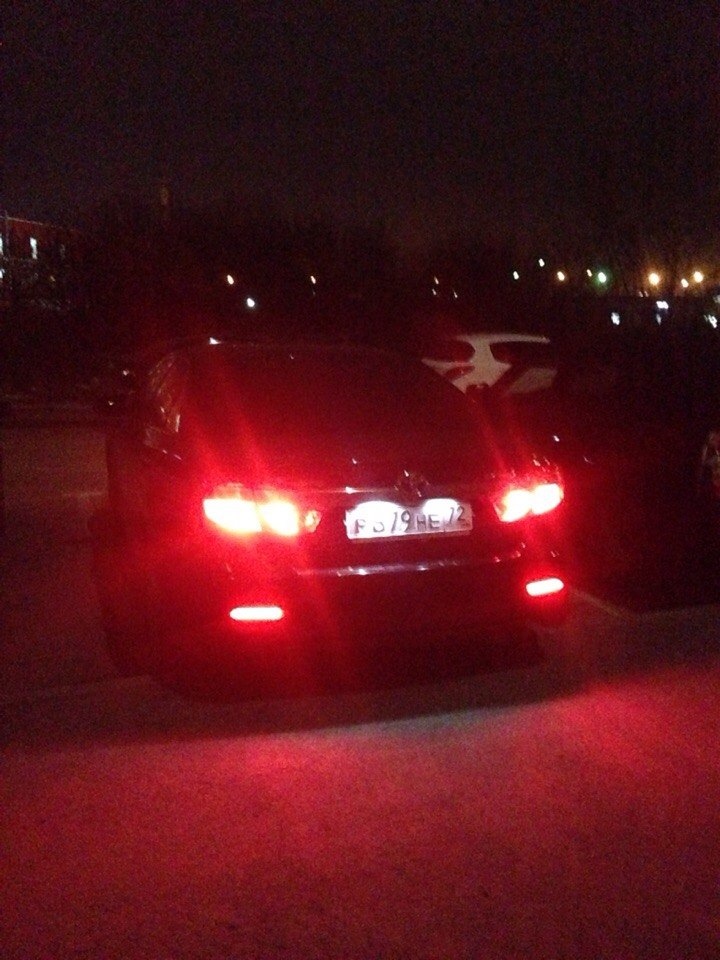 Задние светящиеся катафоты — Toyota Camry (XV50), 2,5 л, 2014 года ...
