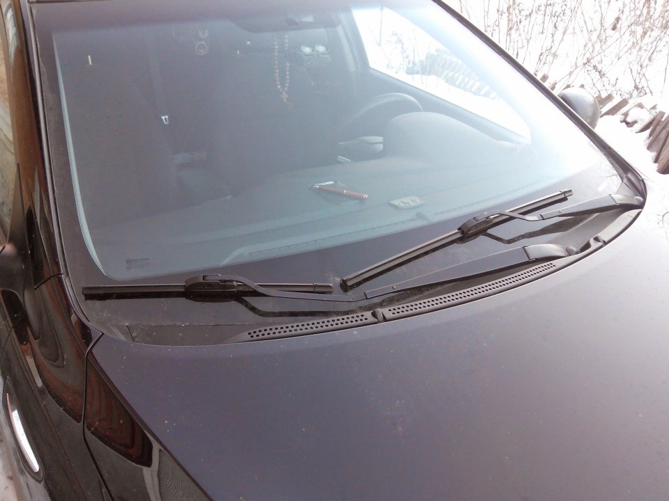 Протри лоб … Штатные щетки … — KIA Rio (3G), 1,6 л, 2012 года ...