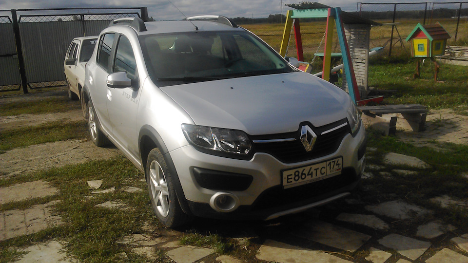зимние тапки — Renault Sandero Stepway (2G), 1,6 л, 2016 года | шины ...