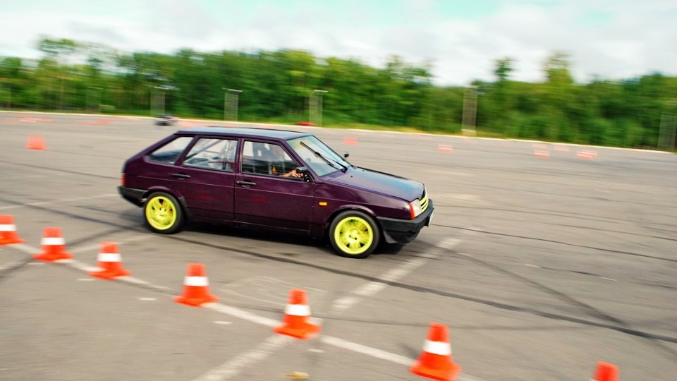 Разгон 0-140 — Lada 21093, 1997 года | видео | DRIVE2