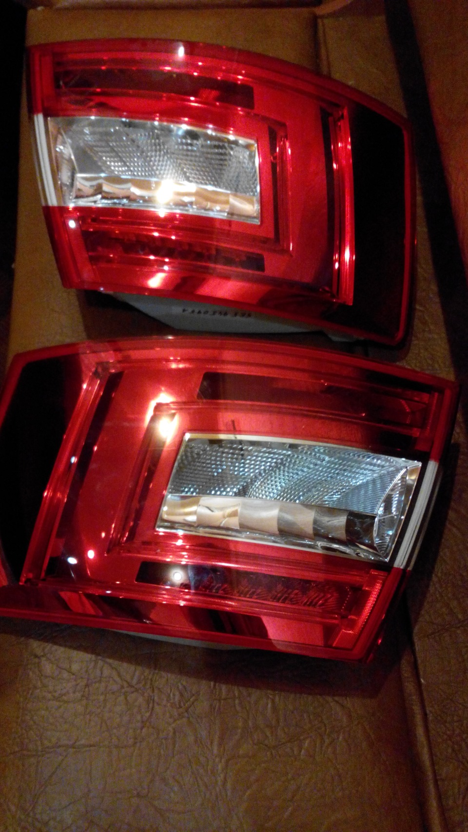 Попа LED — Skoda Octavia A7 Mk3, 1,4 л, 2013 года | электроника | DRIVE2