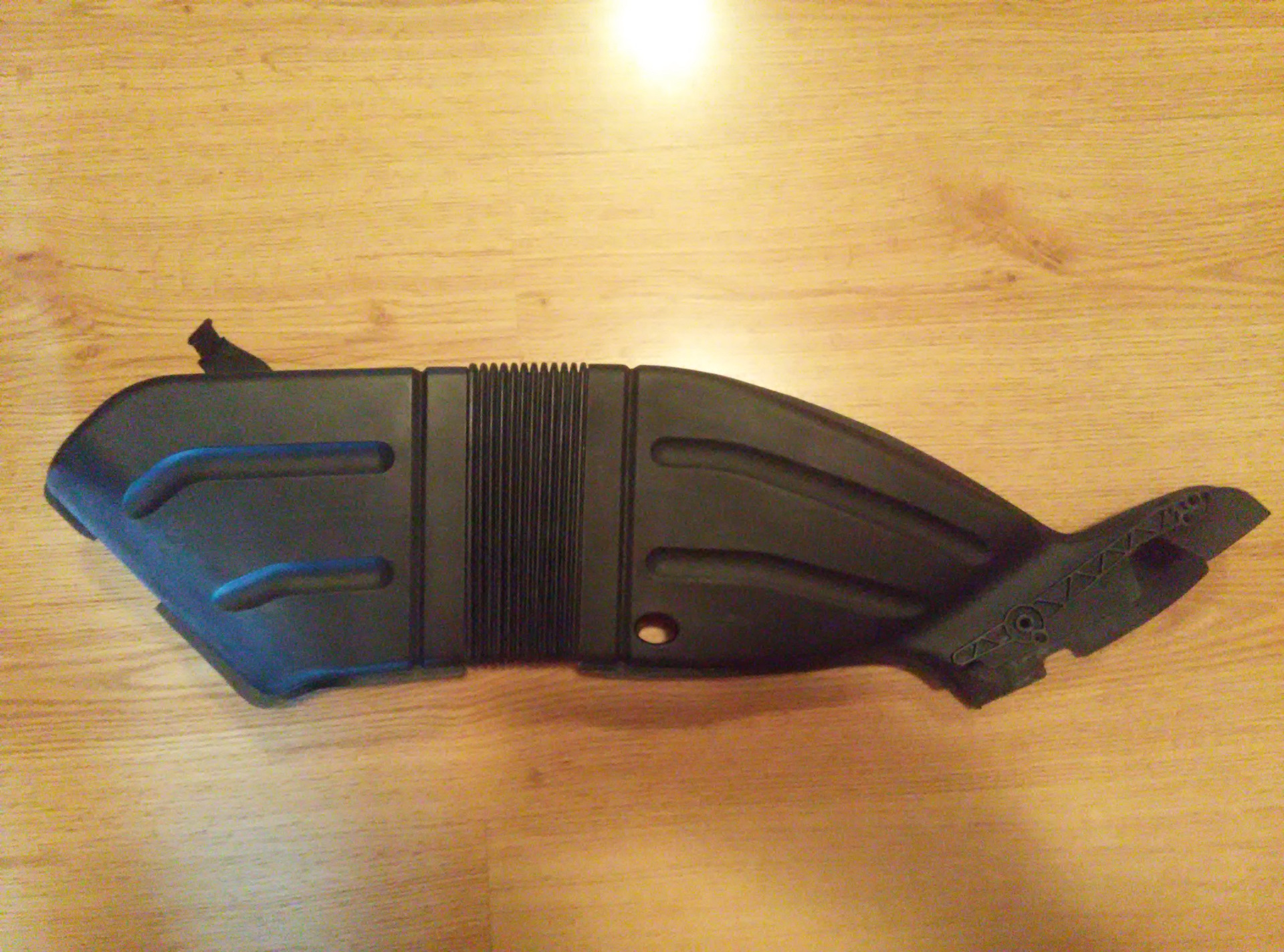 Не лишняя деталь в самолёте — Audi A4 (B7), 2 л, 2005 года | запчасти ...