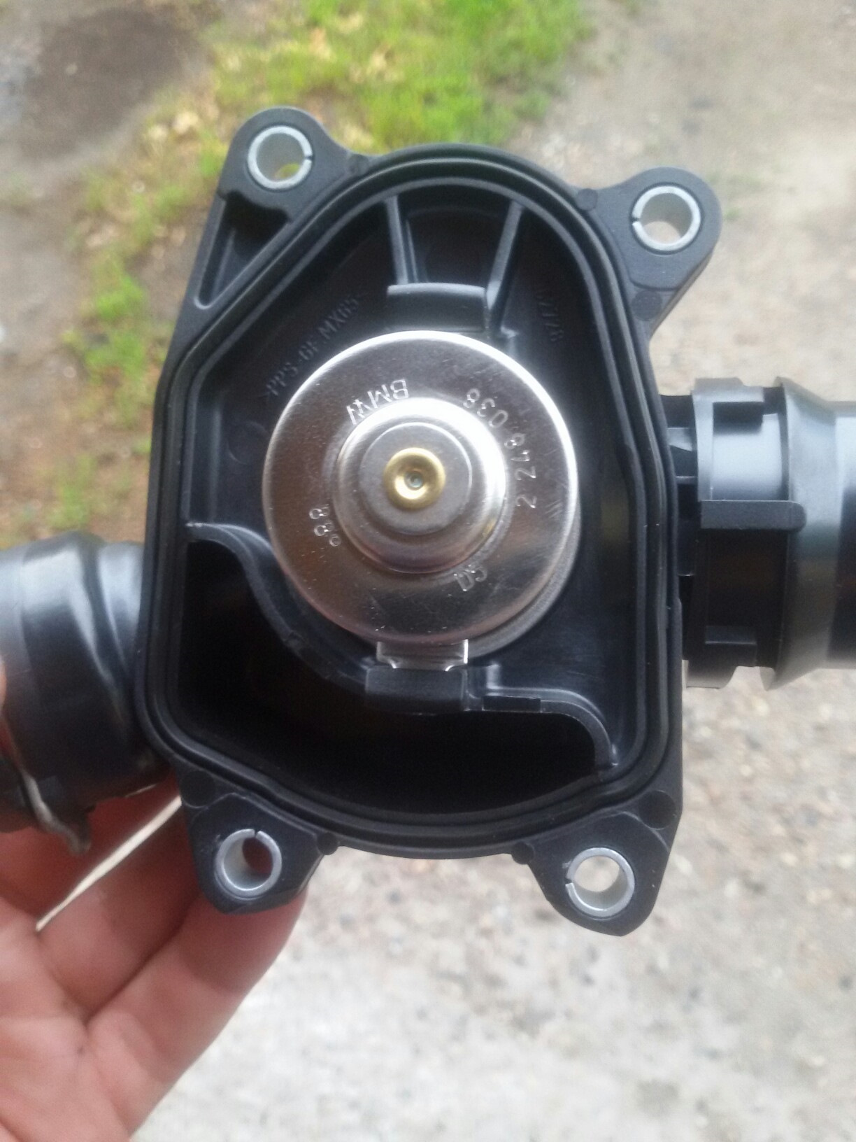 Термостат 11512354056 — BMW 3 series Touring (E46), 2,9 л, 2002 года ...