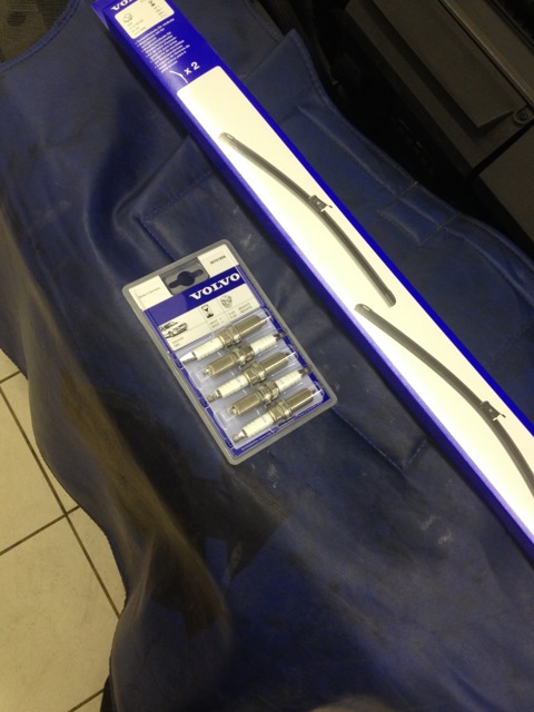 30751806 Свеча зажигания 6481 Volvo | Запчасти на DRIVE2