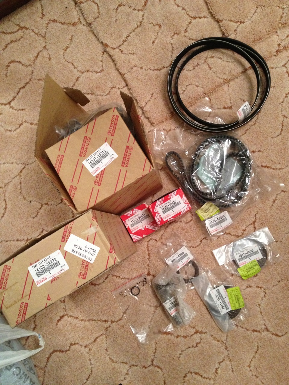 Готов менять ГРМ — Toyota Land Cruiser 100, 4,7 л, 2004 года | запчасти ...