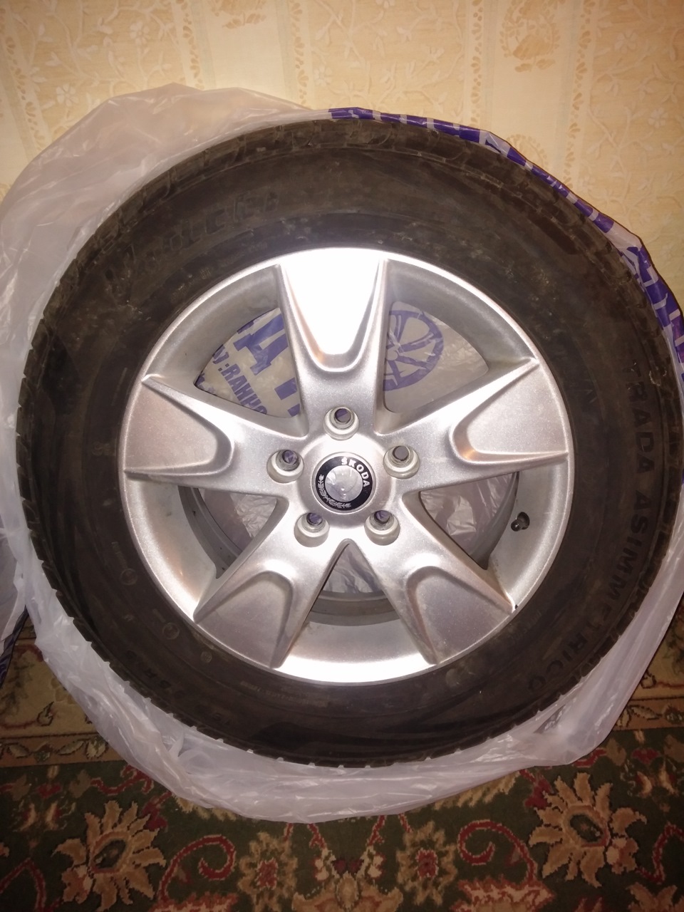 Продам комплект летних колес 195/65R15 на Skoda (или др. VAG) — Skoda ...