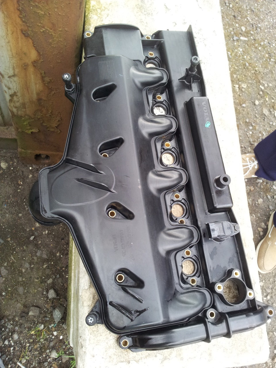 Замена вихревой заслонки — Volvo V70 III, 2,4 л, 2008 года | своими ...