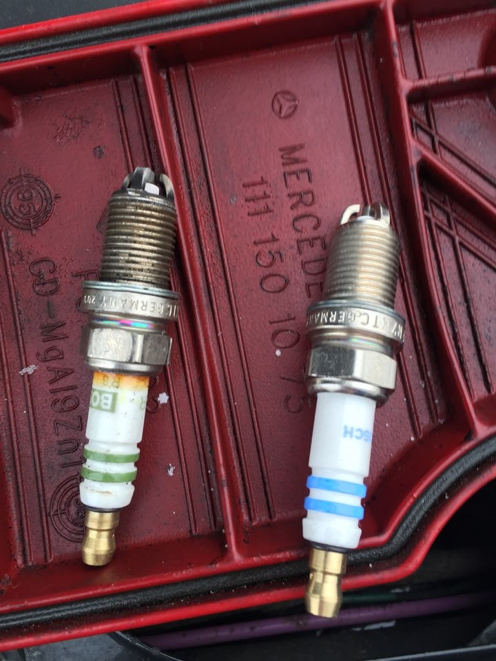 Расходомер свечи наконечники — Mercedes-Benz SLK (R170), 2,3 л, 1999 ...