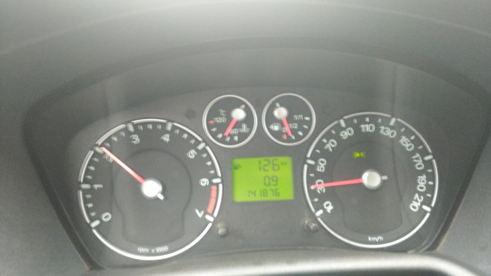 Замена передних ступичных подшипников и шаровых — Ford Fusion, 1,4 л ...