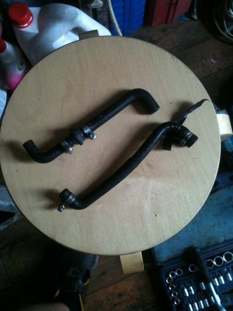 06A133528D Клапан, отвода воздуха из картера VAG | Запчасти на DRIVE2