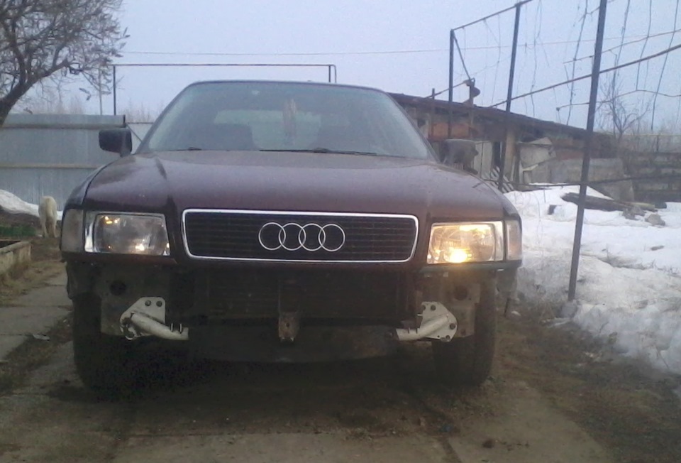 Мордашка от Audi B4 Фары балка телевизор — Audi 80 B3 1 8 л