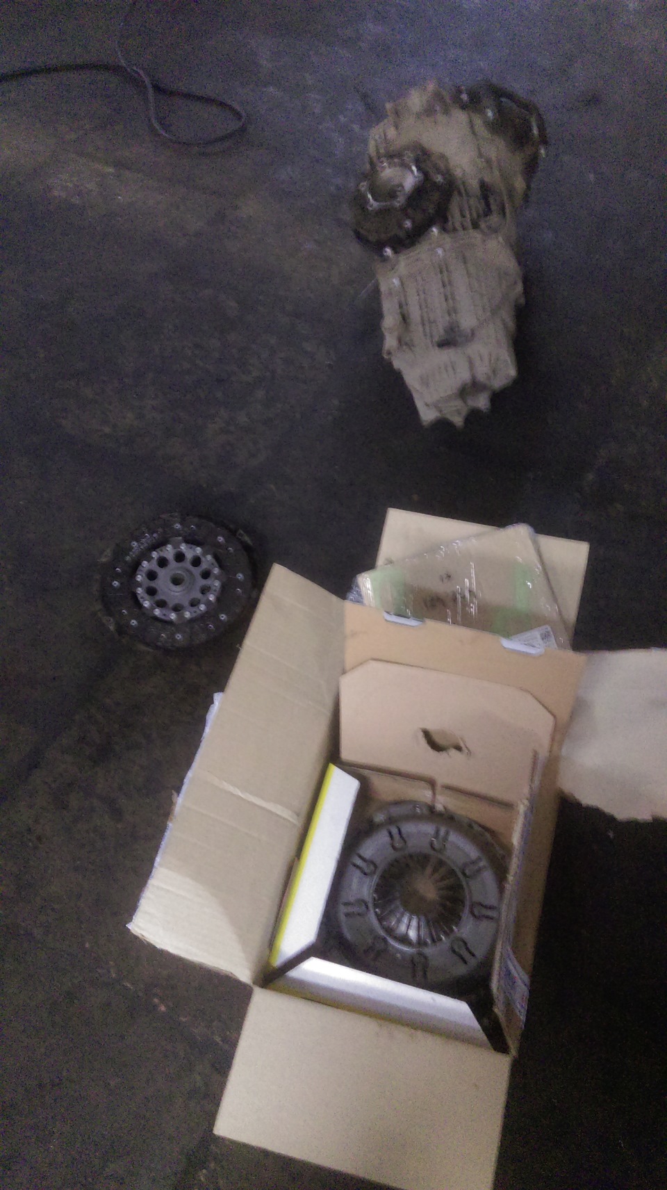 Замена сцепления и очередная чистка ВКГ ! — Audi A6 (C5), 2,4 л, 2002 ...