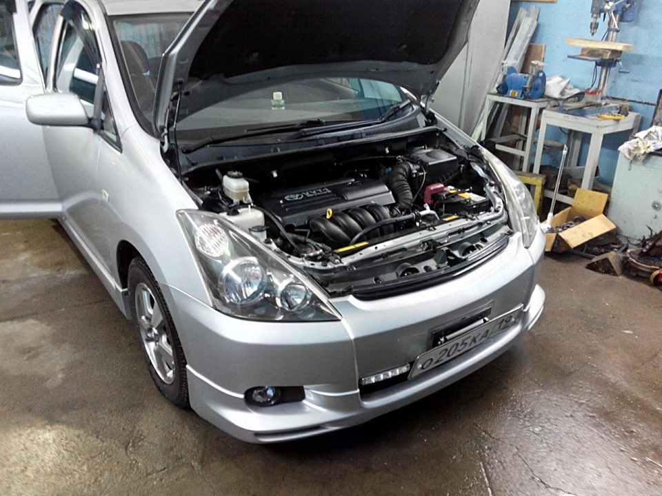 Фото после мойки. — Toyota Wish (AE10), 1,8 л, 2003 года | мойка | DRIVE2