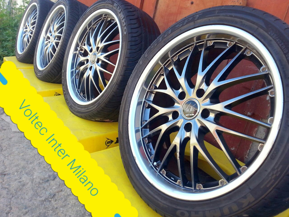 проданы! 245-40-19, VOLTEC Inter Milano, PCD 5/114,3 — pk001 на DRIVE2