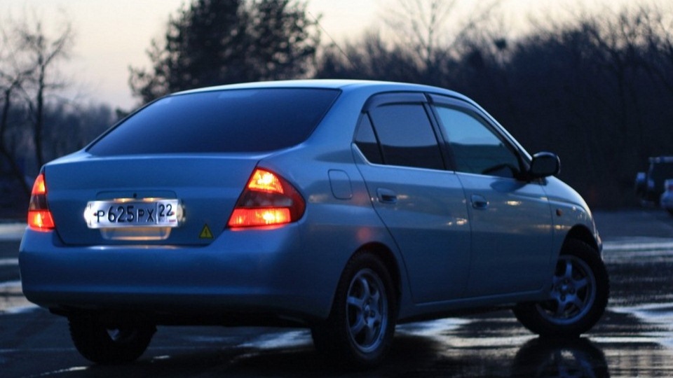 Toyota Prius (11) 1.5 гибридный 2000 | на DRIVE2