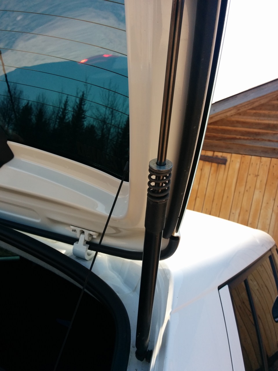 Автооткрывание багажника — Skoda Fabia Mk2, 1,2 л, 2011 года | тюнинг ...