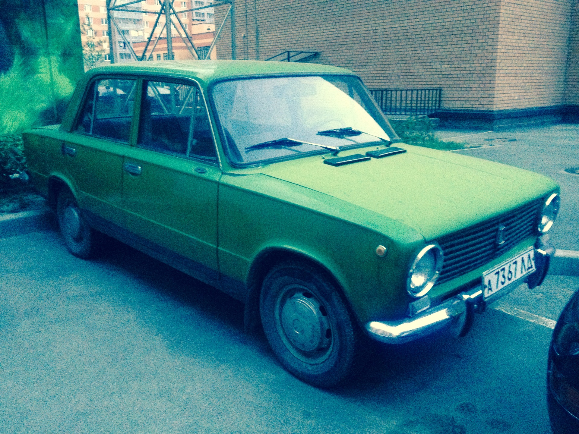 Вот какая она была .Классика. — Lada 2101, 1,2 л, 1982 года | фотография | DRIVE2