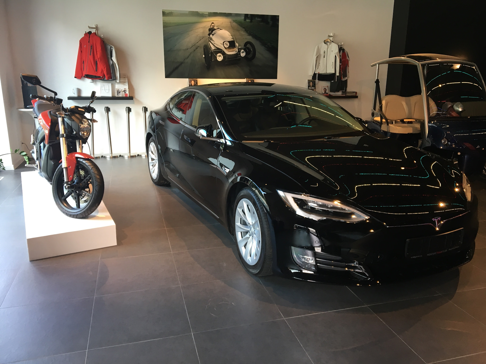 Tesla Model S: пощупал, но не прокатился! — Skoda Octavia A7 Mk3, 1,8 л ...