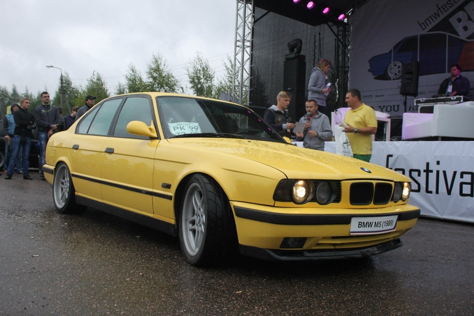 BMW Festival 2013 — BMW 5 series (E34), 2,5 л, 1994 года | встреча | DRIVE2