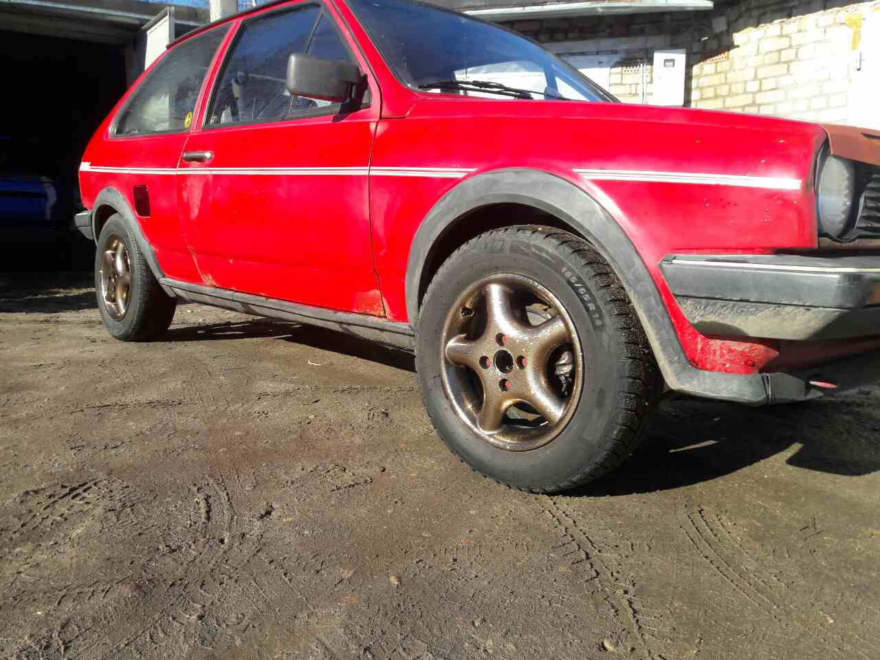 обулся полностью — Volkswagen Polo Hatchback Mk2, 1 л, 1989 года ...