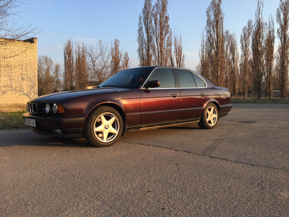 Aztec aluminum — BMW 5 series (E34), 2 л, 1993 года | колёсные диски ...