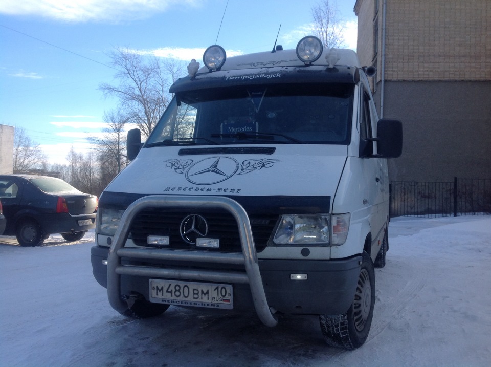 Установил кингурятник — Mercedes-Benz Sprinter (1G), 2,9 л, 1999 года ...