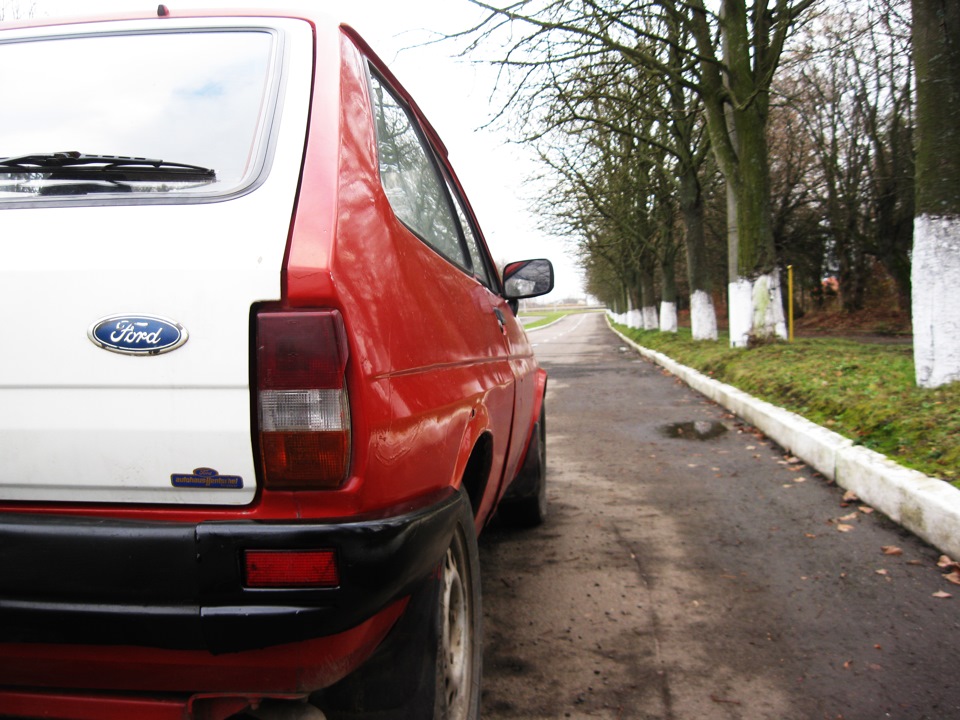 Пробный вылет — Ford Fiesta (Mk II), 1,6 л, 1985 года | путешествие ...