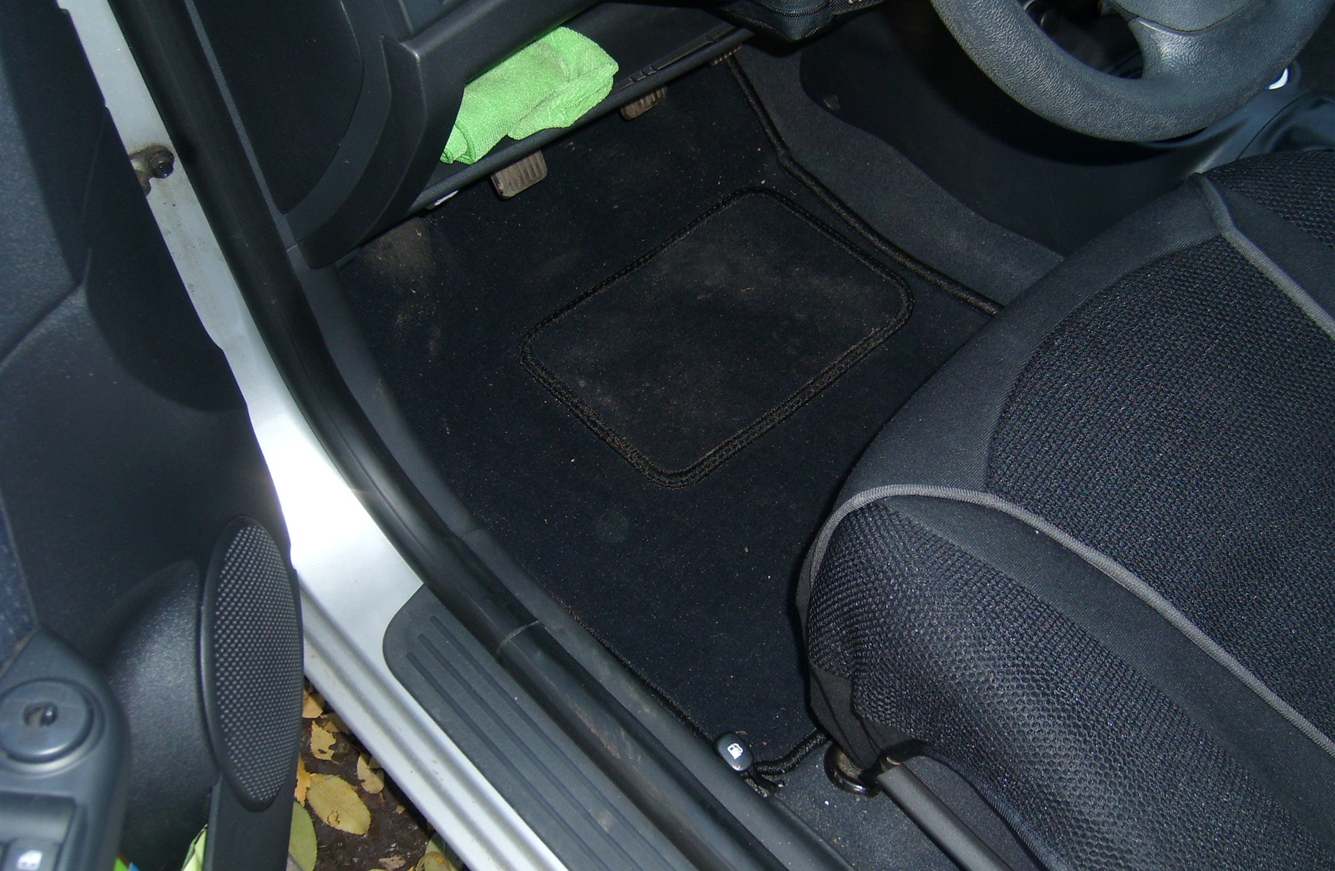 Коврики — Hyundai Getz, 1,4 л, 2008 года | аксессуары | DRIVE2