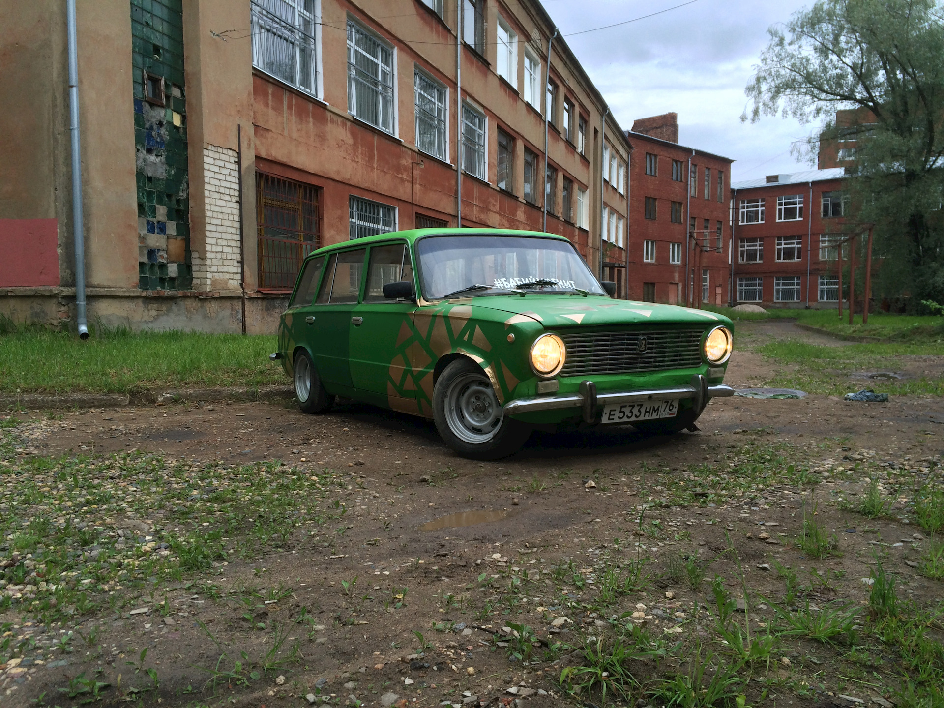 Покраска за халяву — Lada 2102, 1,2 л, 1975 года | кузовной ремонт | DRIVE2