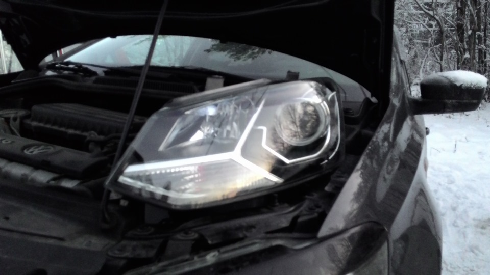 Замена оптики. — Volkswagen Polo Sedan, 1,6 л, 2012 года | тюнинг | DRIVE2