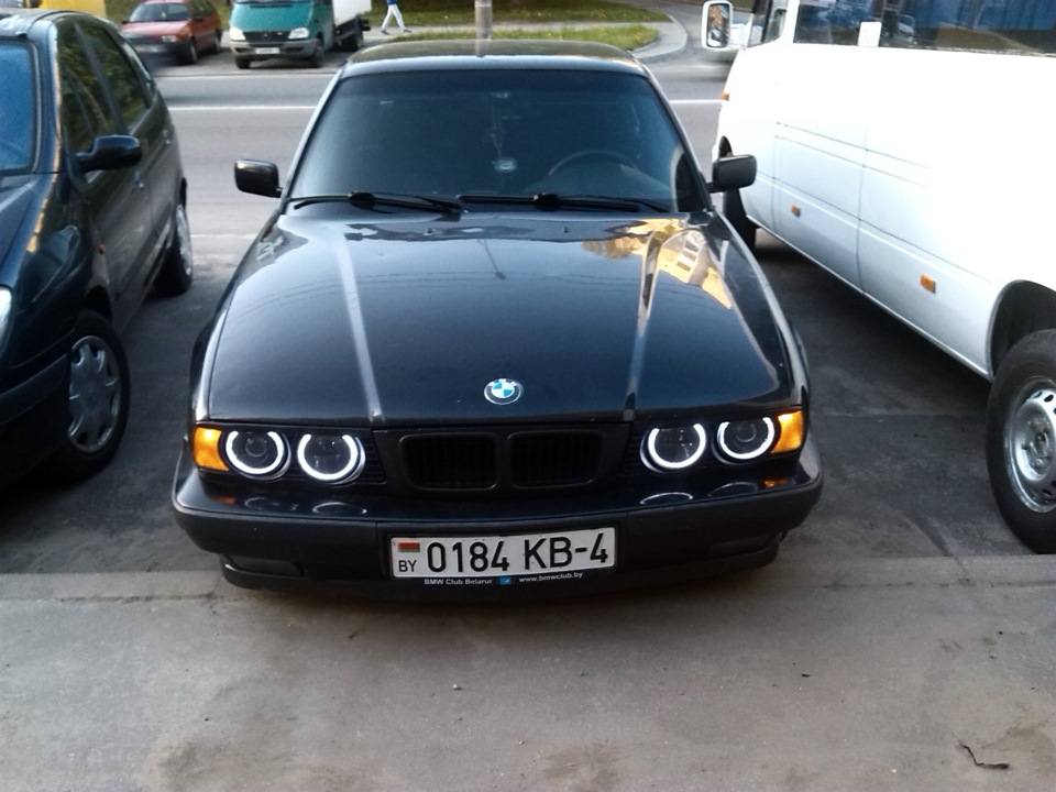 Hella Black and вlack Angel Eyes custom — BMW 5 series (E34), 2 л., 1995 года | тюнинг | DRIVE2