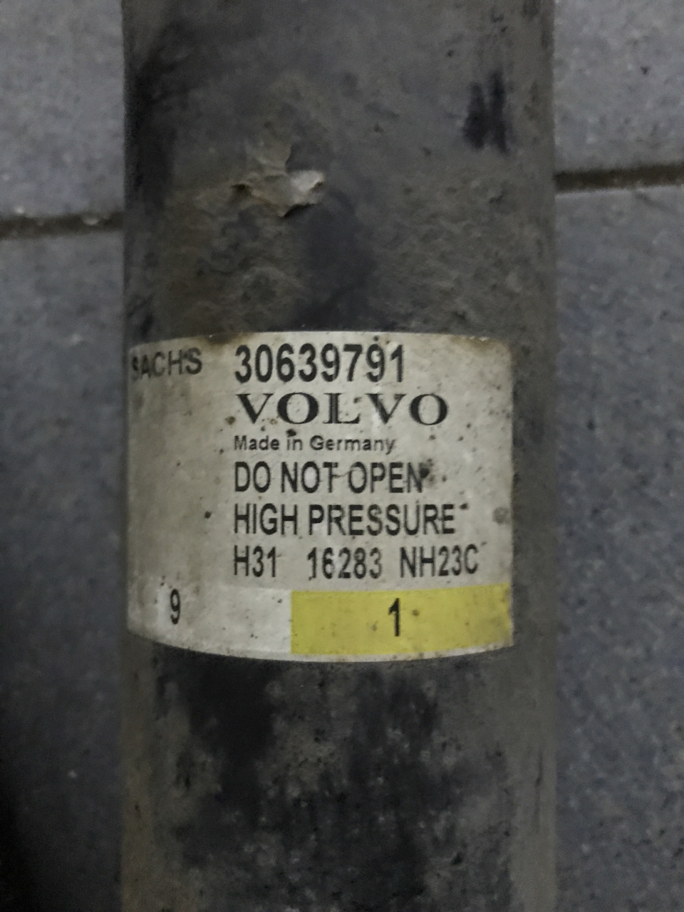 30639791 Амортизатор Volvo | Запчасти на DRIVE2