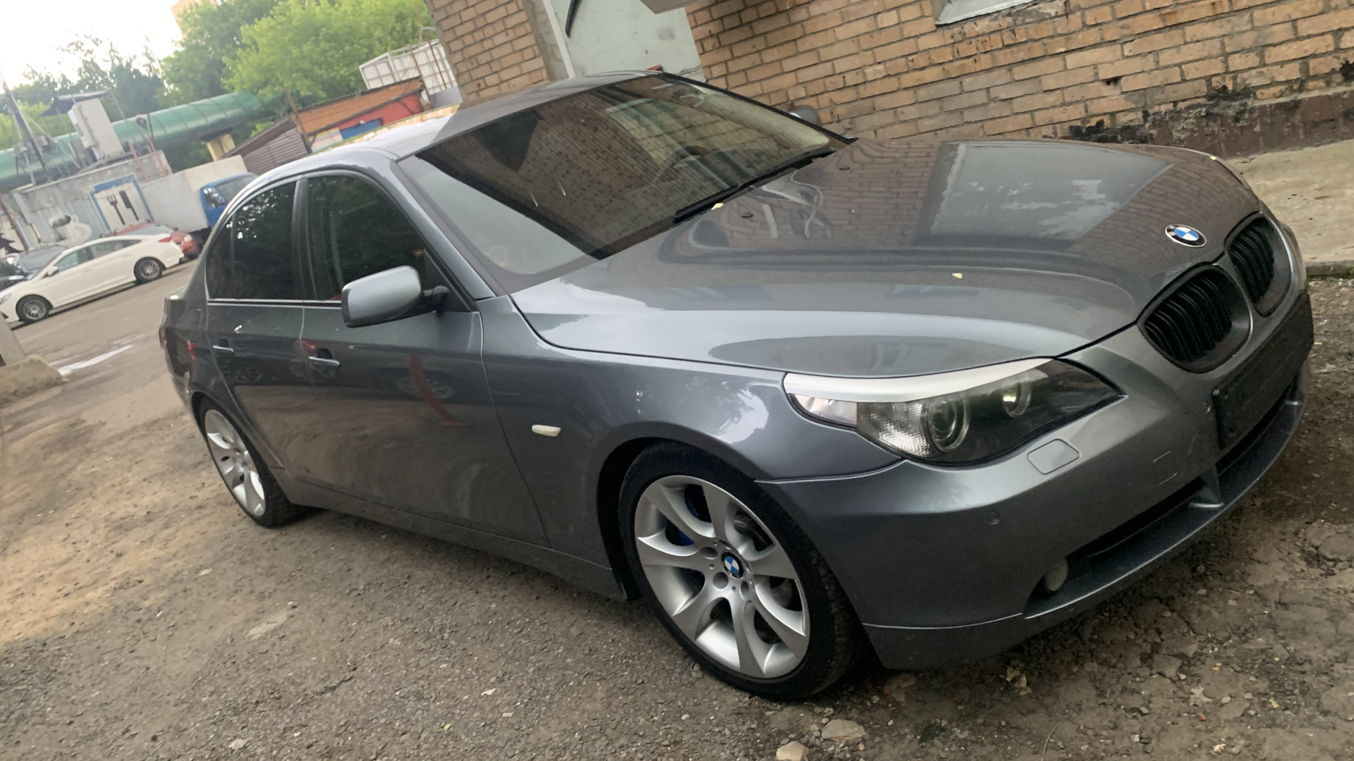 BMW 5 series (E60) 4.8 бензиновый 2004 | Просто bmw на DRIVE2