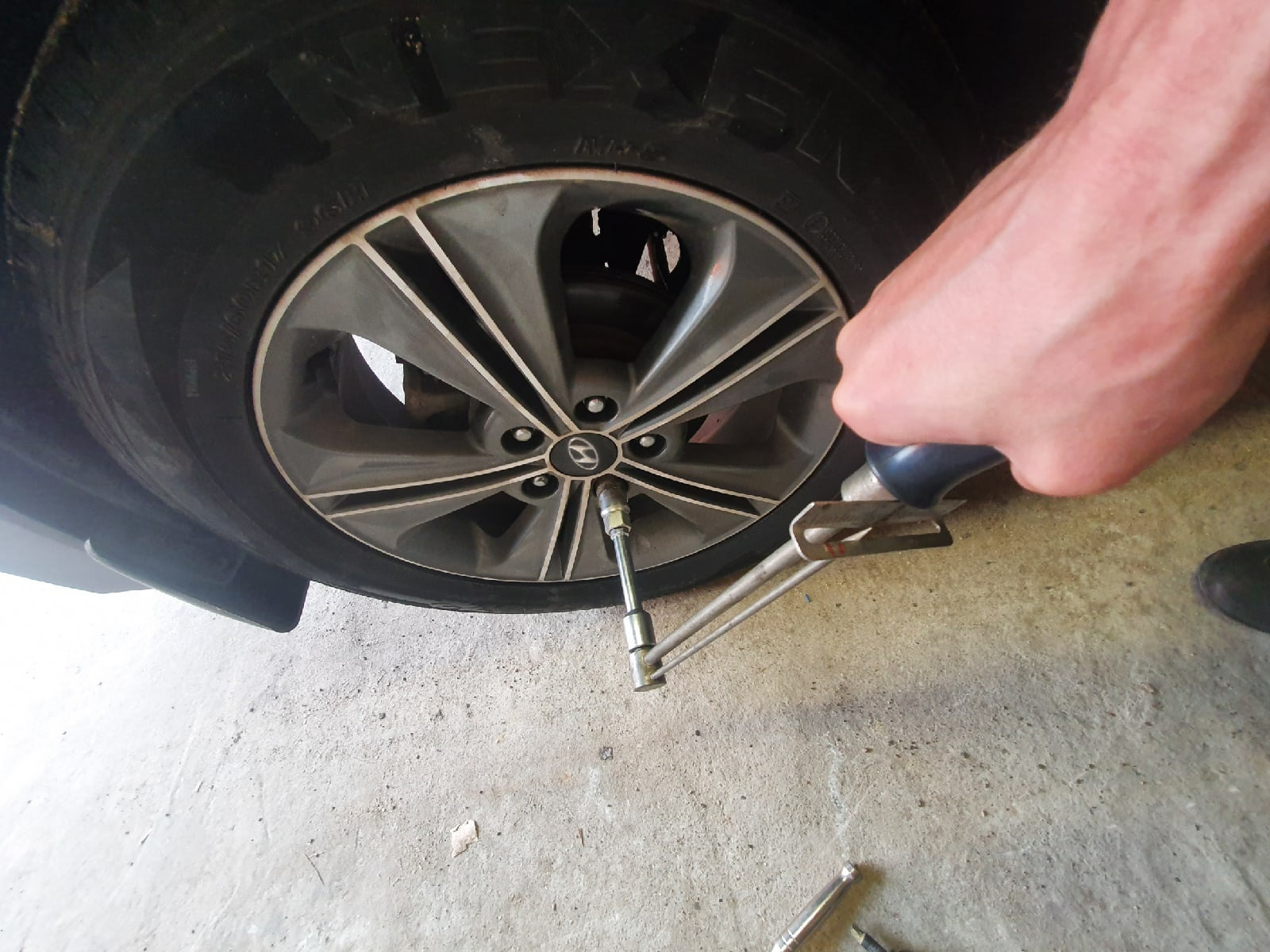 Стойка заднего стабилизатора. — Hyundai Creta (1G), 2 л, 2019 года ...