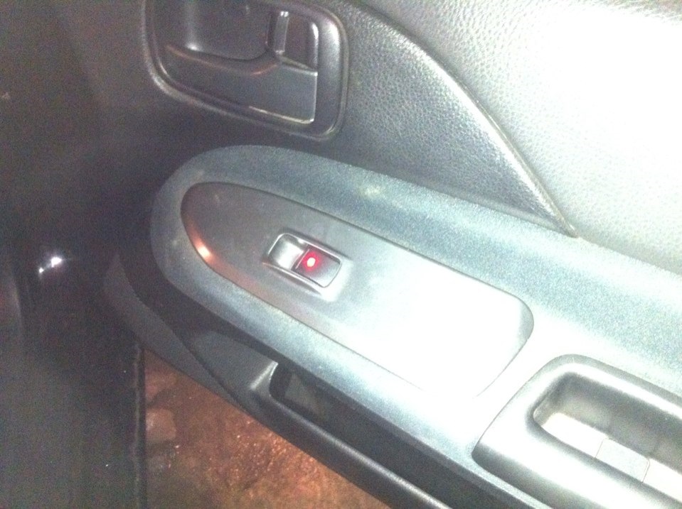 подсветка стеклоподьемников лансер 9 — Mitsubishi Lancer IX, 1,6 л ...
