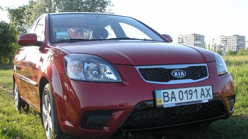 Горит Break — KIA Rio (2G), 1,4 л, 2011 года | наблюдение | DRIVE2