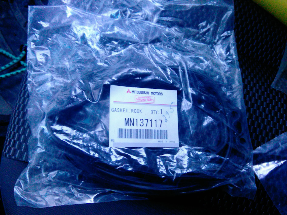 MN137117 Прокладка крышки ГБЦ OEM Mitsubishi | Запчасти на DRIVE2