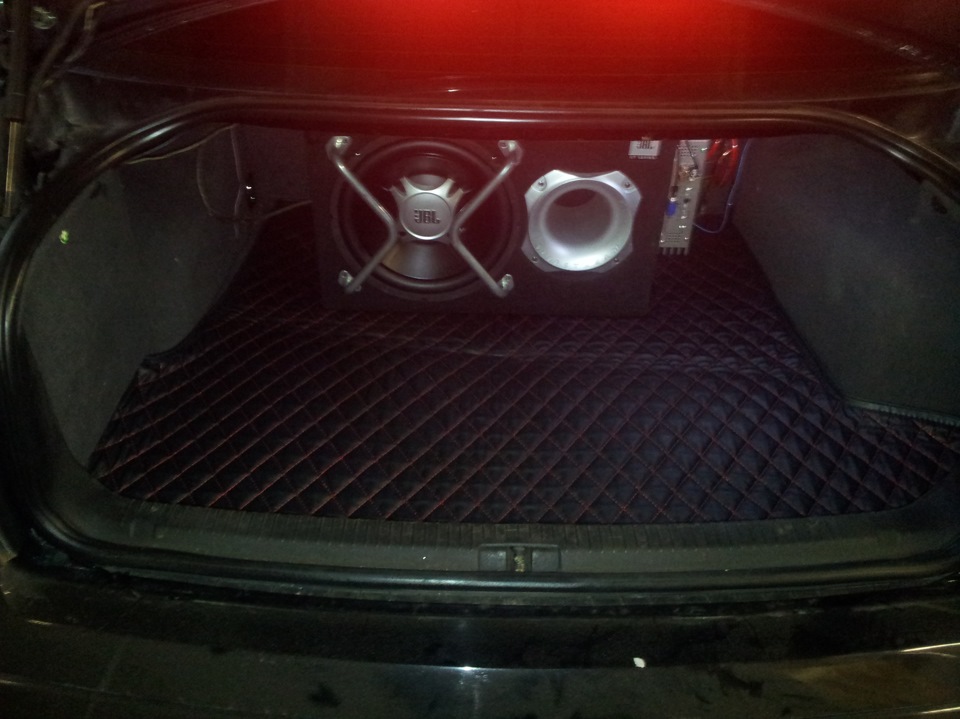 музыка заигра как нужно. — Volkswagen Passat B5, 2,8 л, 1999 года ...