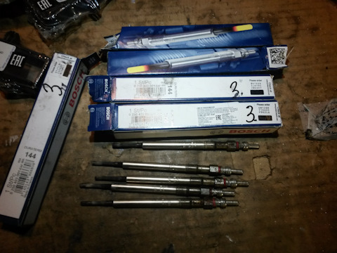 0250403001 Свеча накаливания BOSCH | Запчасти на DRIVE2