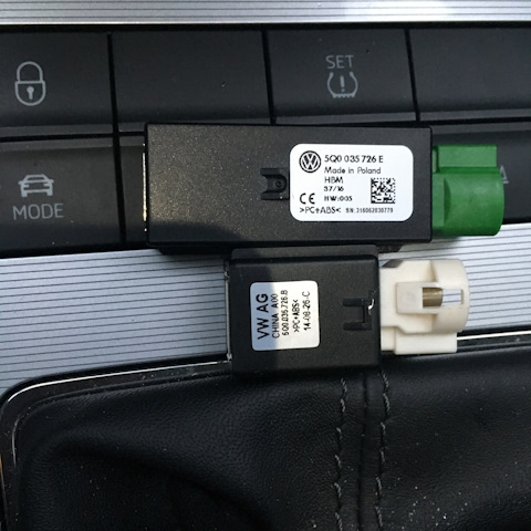 5Q0035726E USB коннектор VAG | Запчасти на DRIVE2