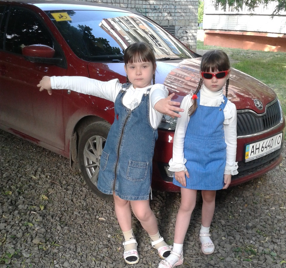 Две мои принцессы и карета)))) — DRIVE2