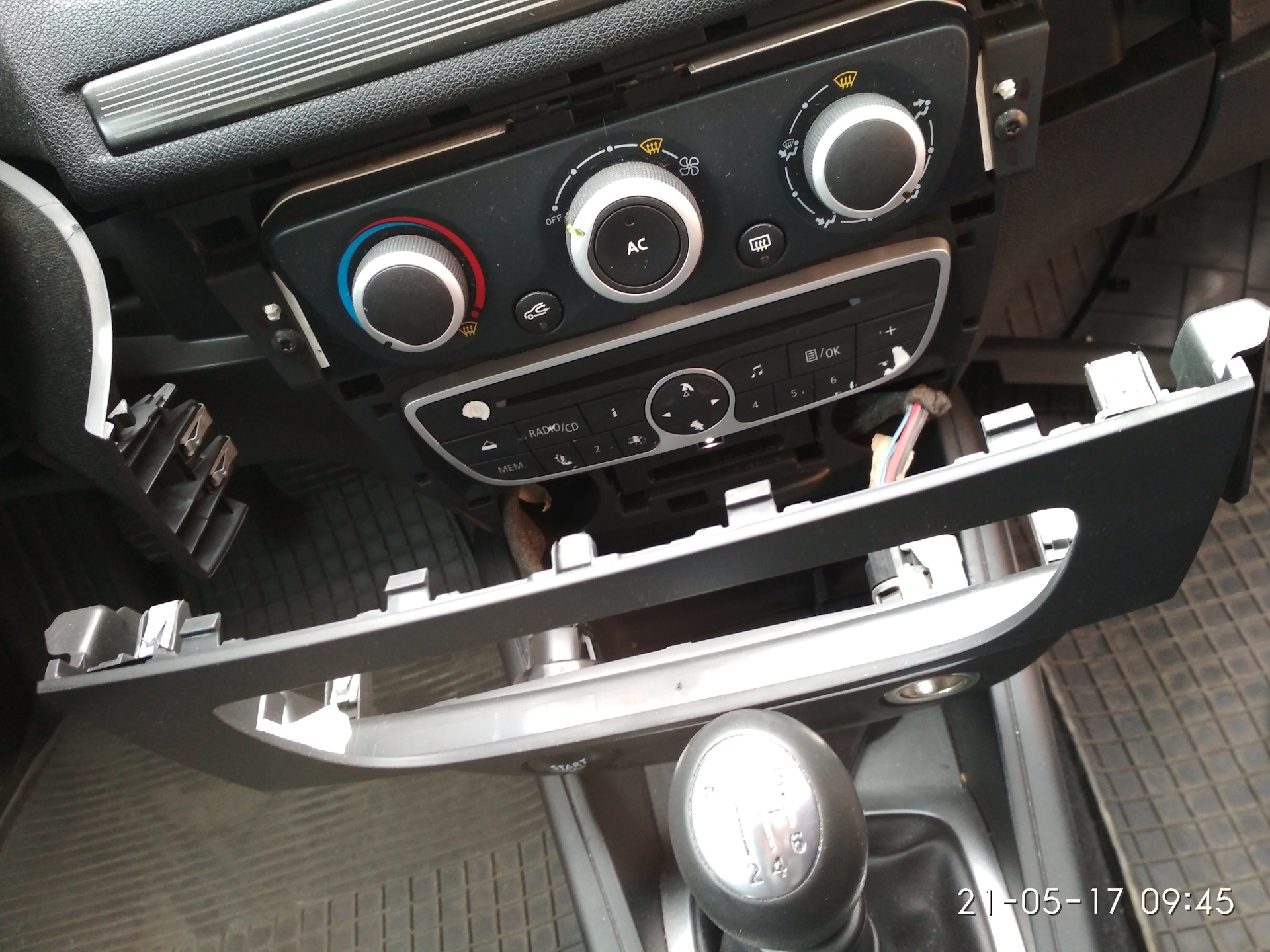 Да здравствует USB в моей машинке! — Renault Megane III, 1,5 л, 2009 ...