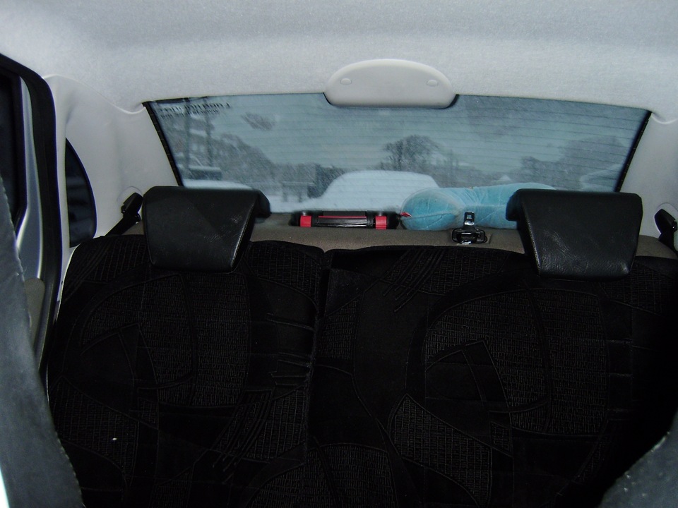 Задние подголовники — Lada Калина седан, 1,4 л, 2008 года | тюнинг | DRIVE2