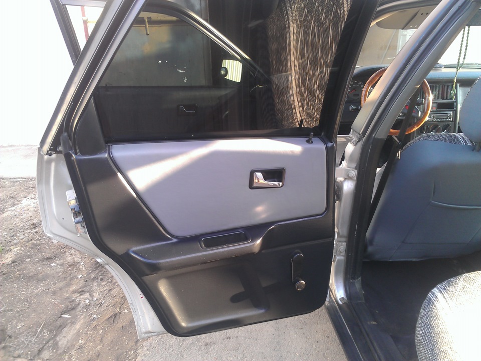 Дверные карты — Audi 80 B4 2 л 1992 года тюнинг Drive2