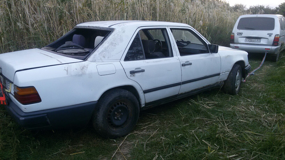 Mercedes-Benz E-Class (W124) 2.0 бензиновый 1993 | М 102 (2,0) на DRIVE2