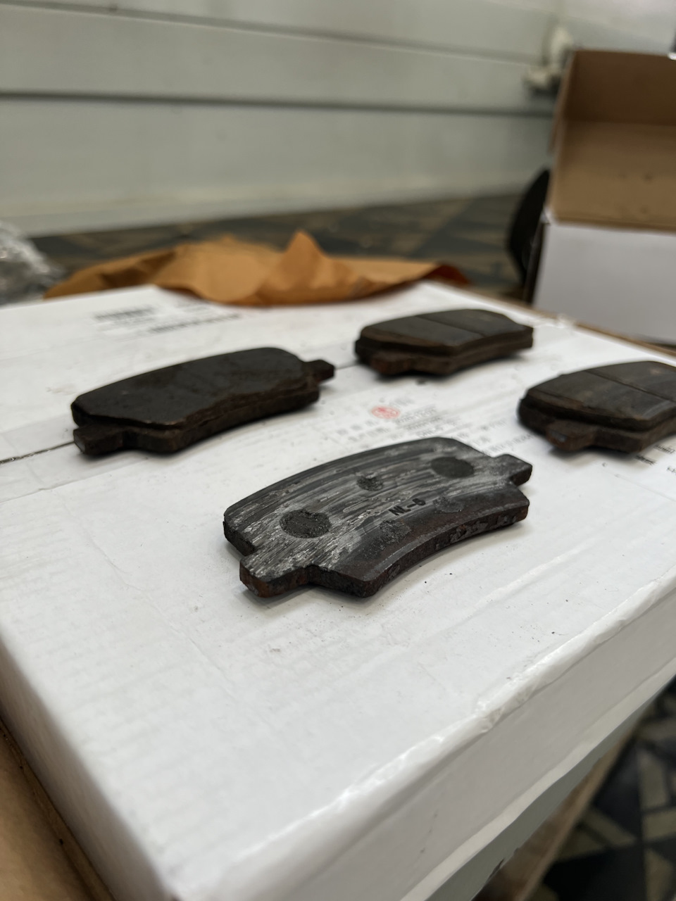 Тормозов «нет» – но вы держитесь! — Geely Tugella, 2 л, 2021 года ...