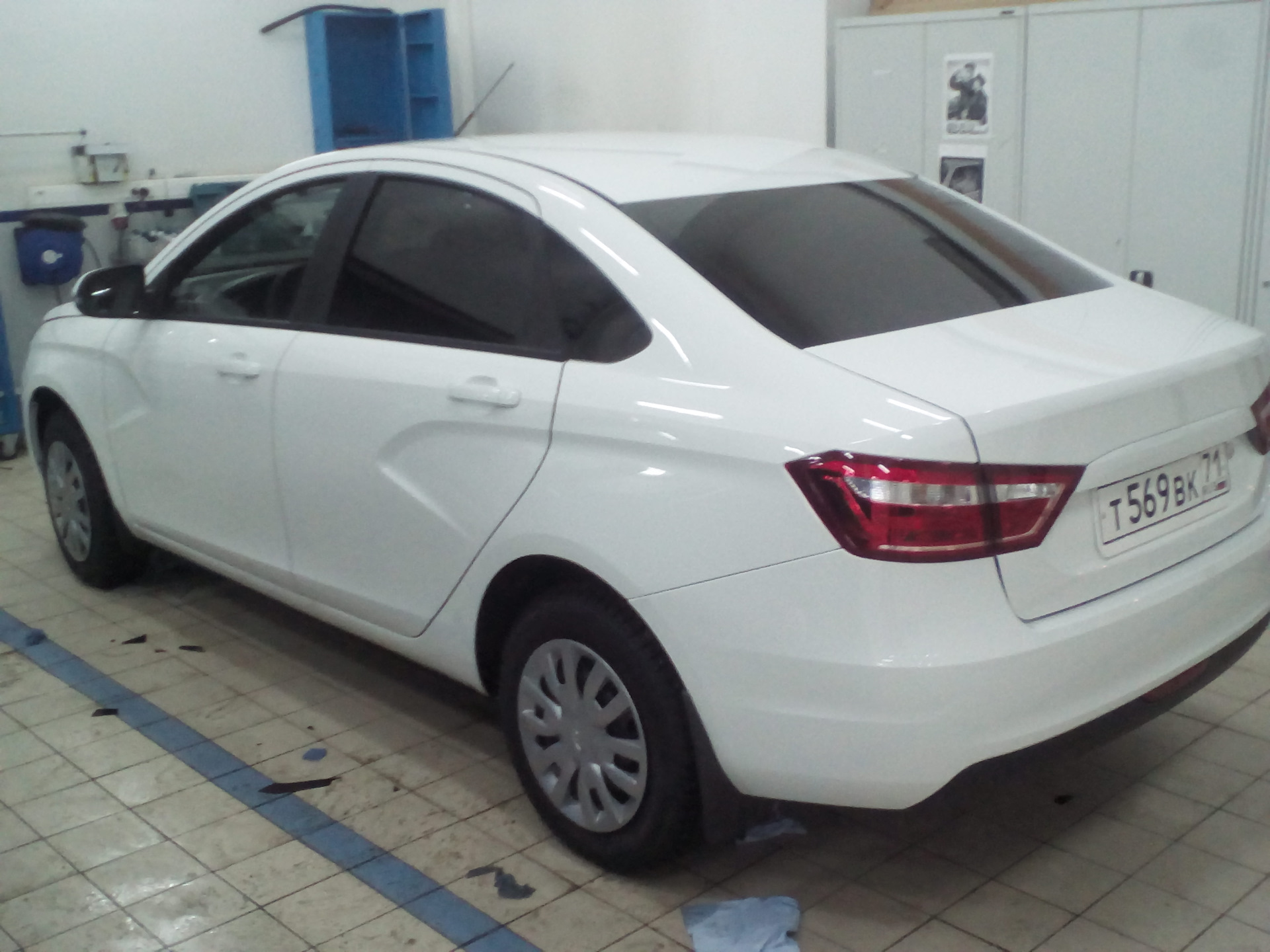 Тонировка — Lada Vesta, 1,6 л, 2016 года | стайлинг | DRIVE2
